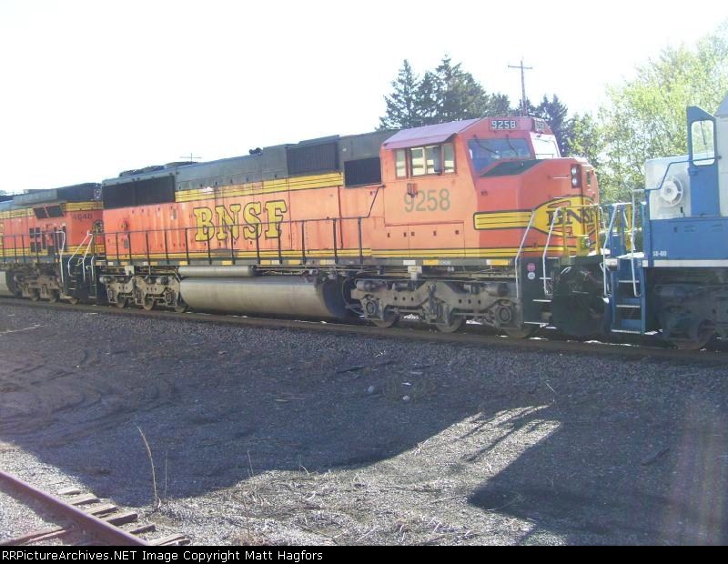 BNSF 9258